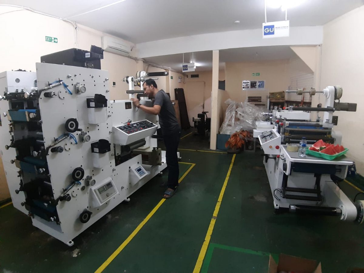 Pabrik Label Stiker Proses Cepat dan Hasil Sesuai Ekspektasi